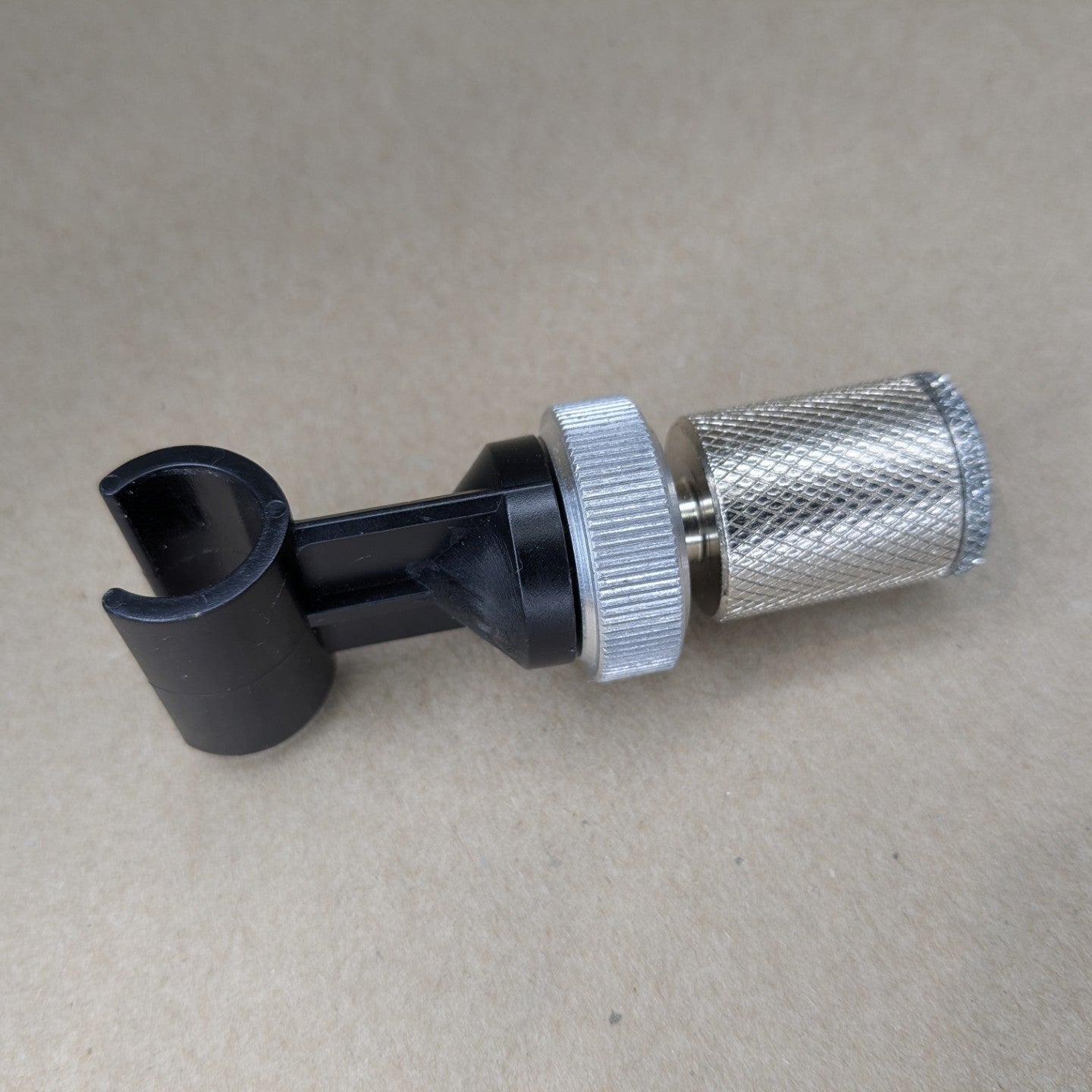 Buy M2010/M2015 Microphone Holder – NTi Audio Inc.